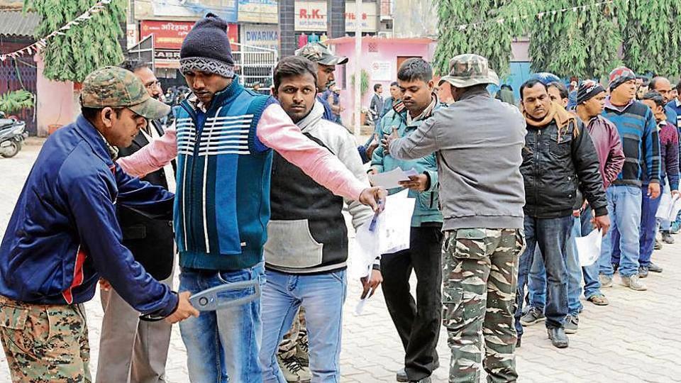 JPSC Mains exam begins two years after Prelims, protest continues ...