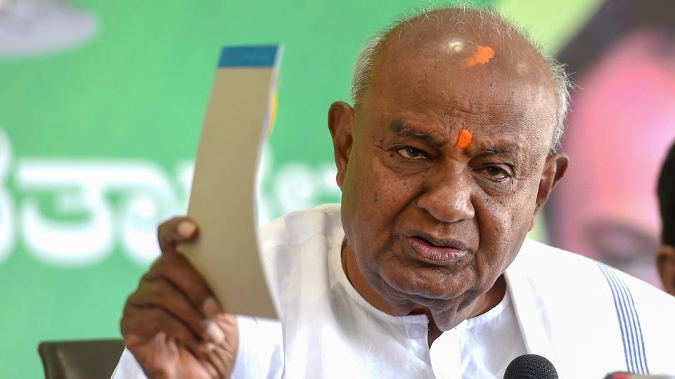 Deve Gowda warns Congress to control its MLAs | Hindustan Times