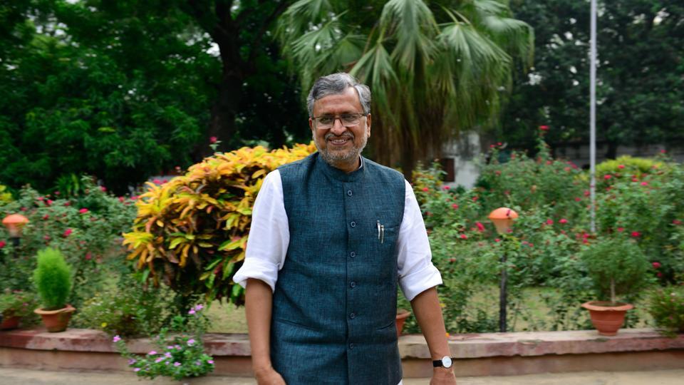 Sushil Modi launches BJP raths in Bihar for ‘Bharat ke Mann Ki Baat ...