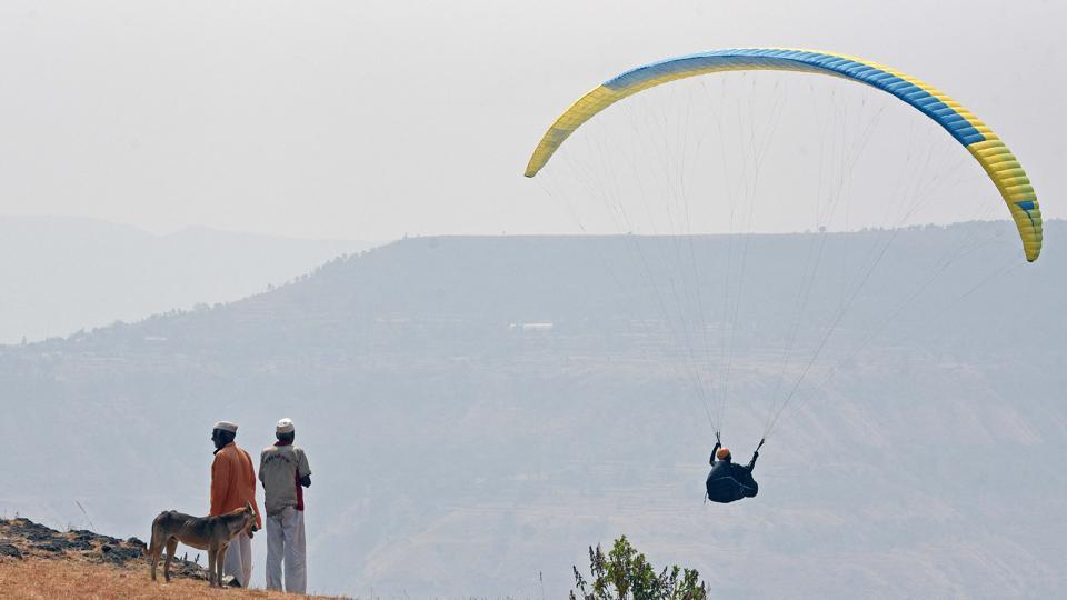 South Korean paraglider dies after straying off course near Panchgani ...