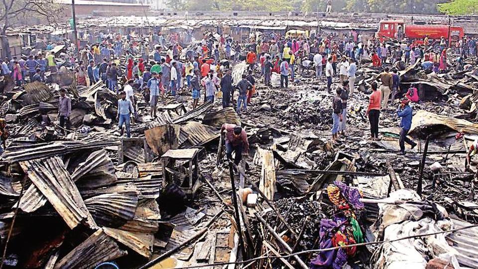 70 shanties in Nathupur gutted in fire, 350 lose home and savings ...