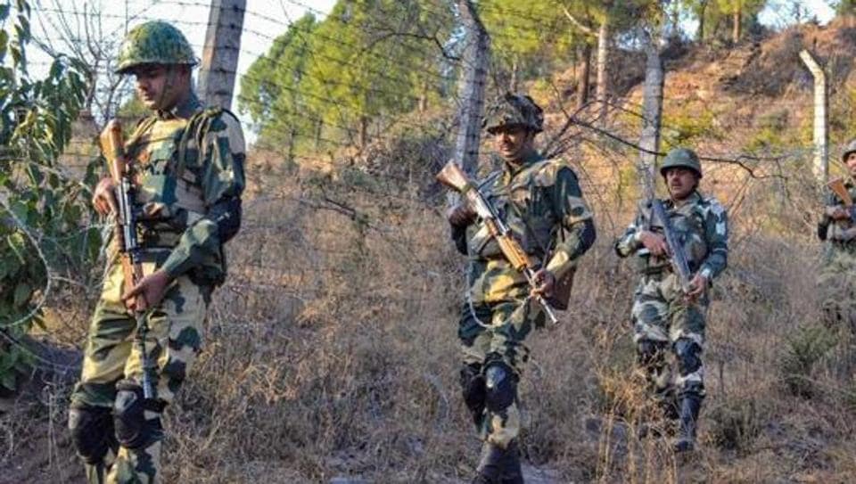 Indian Army warns Pakistan against targeting civilians along LoC ...