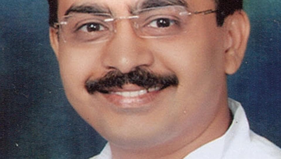 Congress MP Satav wants to concentrate on Gujarat, asks party not to ...