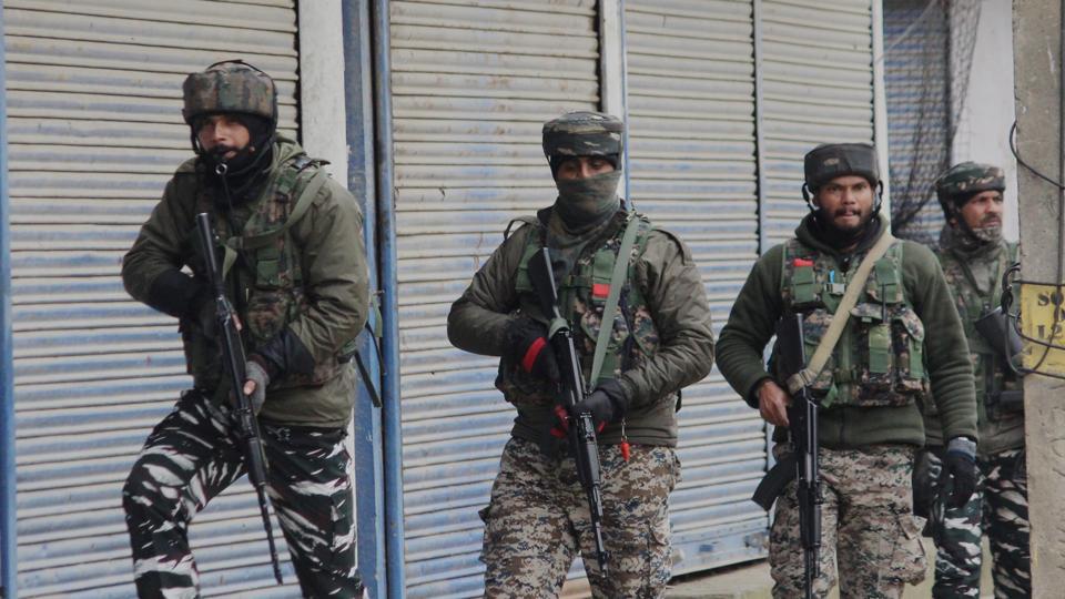 Army jawan killed in LoC firing by Pakistan | Latest News India