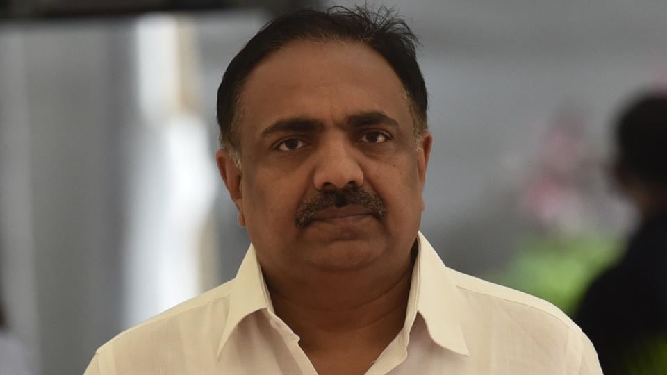 Jayant Patil steps in, mediates between Congress-NCP rivals | Hindustan ...
