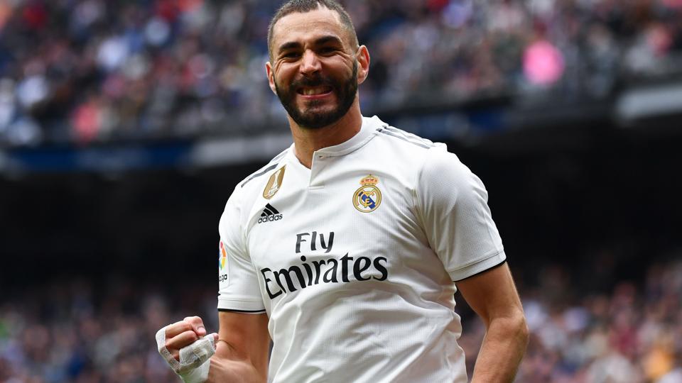 Karim Benzema hat-trick helps Real Madrid back to winning ways in La ...