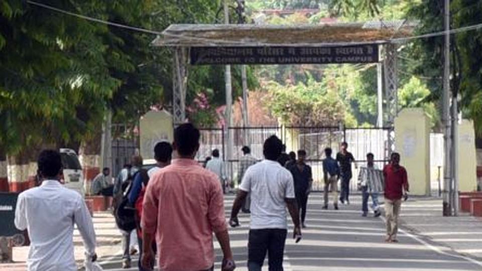 Lucknow University entrance exams begin, over 8K students appear ...