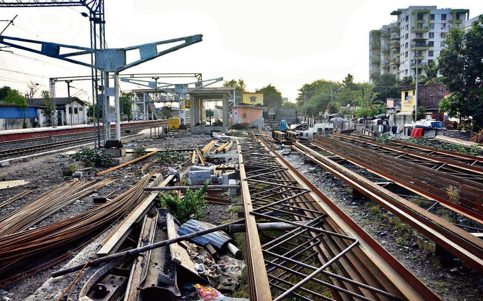Land acquisition issue hampers Pune division railway works | Hindustan ...