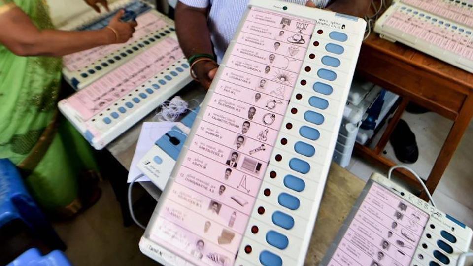 Training for poll counting held | Hindustan Times