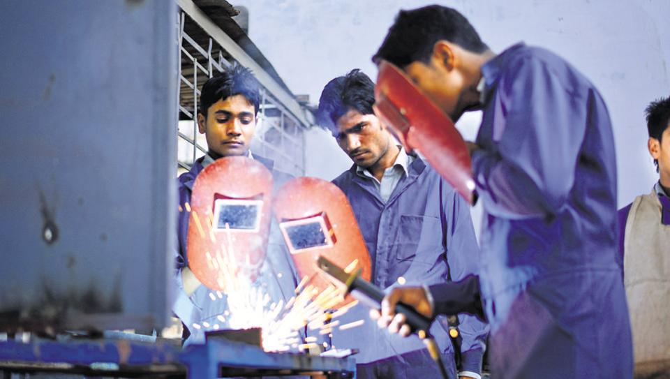 Six weeks industrial training now must for state diploma students ...