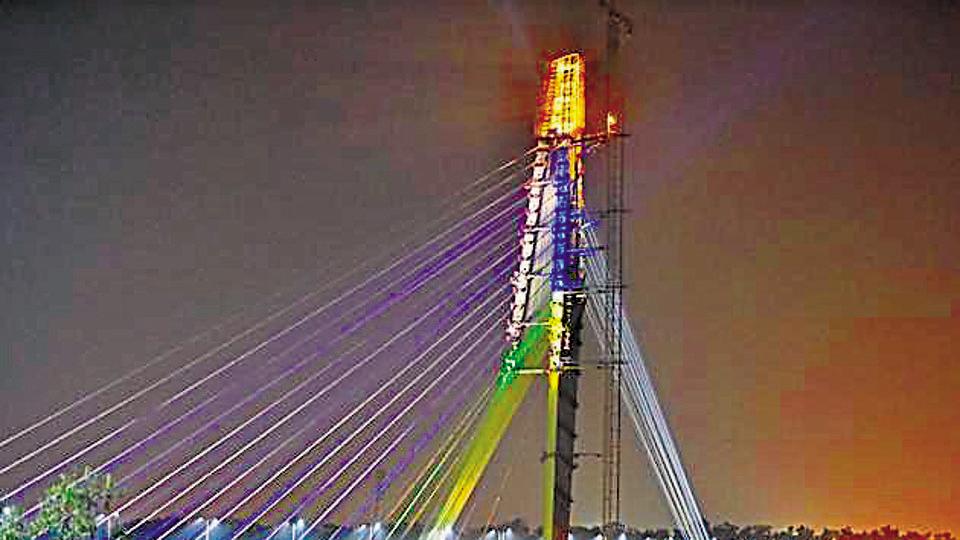 Viewing point atop Signature Bridge to be ready by June 30 | Latest ...