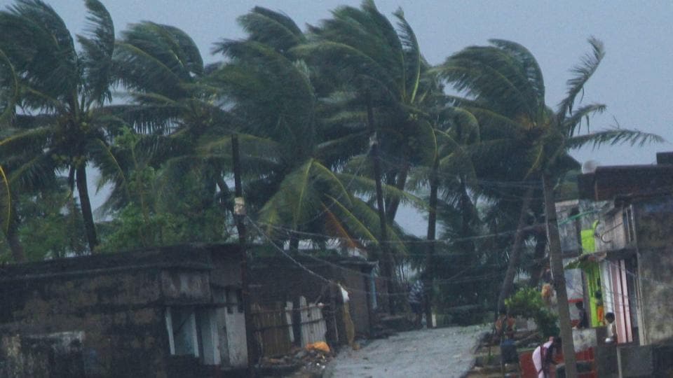 Cyclone Vayu to turn into severe storm today, may bring heavy rain to ...
