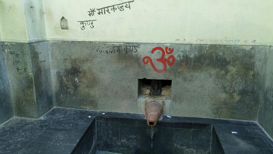 Rajgir hot springs under threat as streams dry up | Hindustan Times