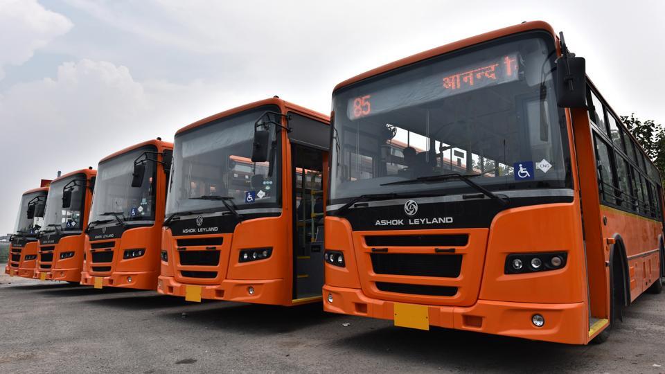 After eight long years, Delhi gets its first batch of 25 buses | Latest ...