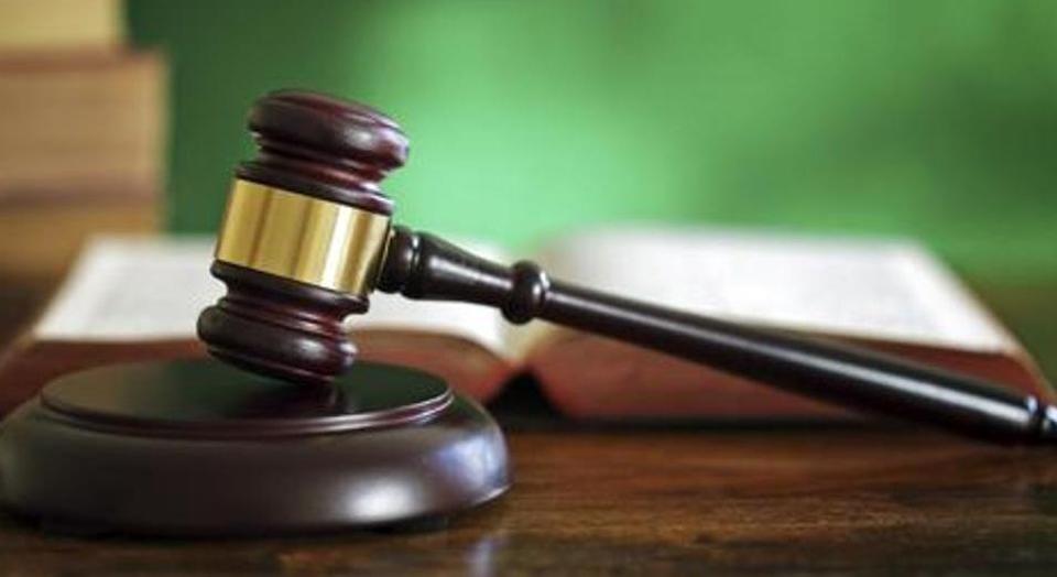 After face-off, UP DM revokes cop’s suspension order | Hindustan Times