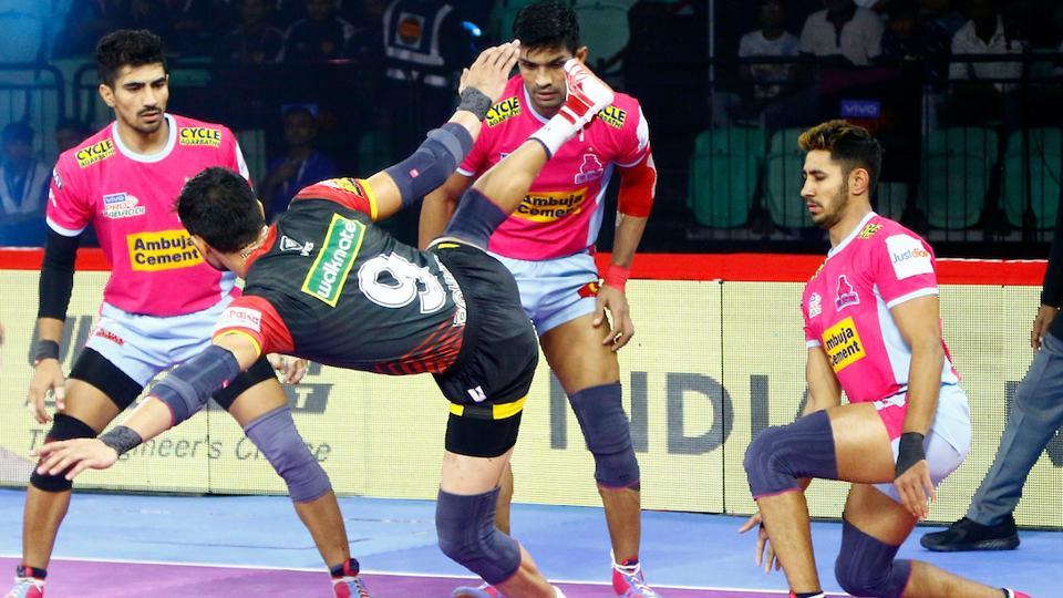 Bengaluru Bulls beat league toppers Jaipur Pink Panthers 41-30 in PKL 2019 | Hindustan Times