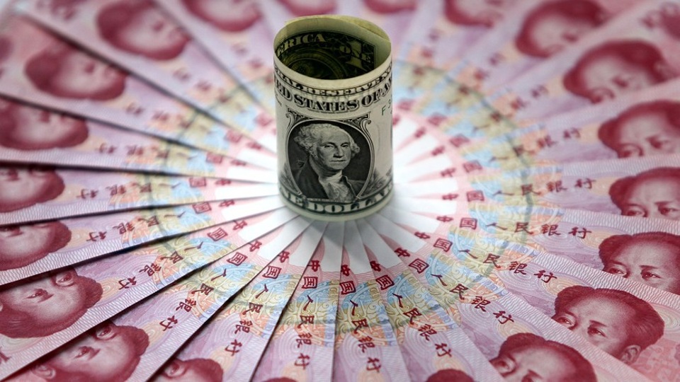 Why is China’s currency falling? | Business News