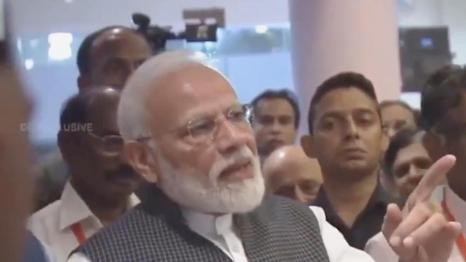 ‘Don’t lose heart’, says PM Modi after Vikram lander loses contact ...