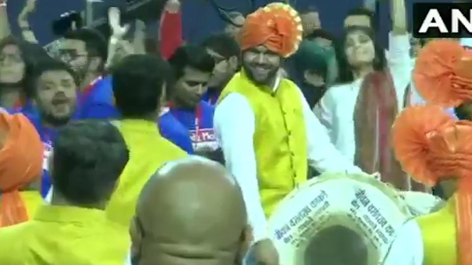 Howdy Modi: Dance & ‘dhol’ at Houston stadium ahead of PM’s event ...