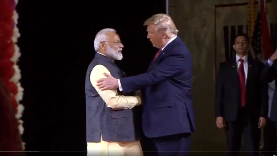 ‘Howdy, Modi!’: PM Modi heaps praise on Donald Trump, here’s what he ...