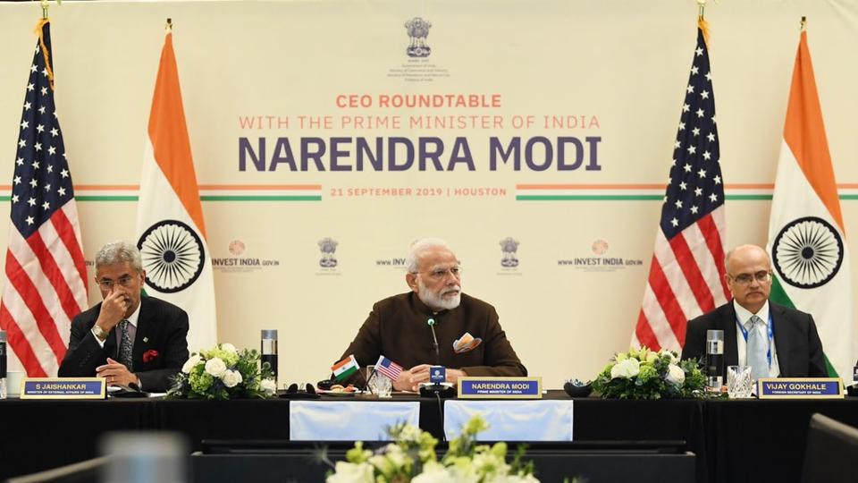 Ahead of ‘Howdy, Modi!’ event, PM Narendra Modi meets CEOs of oil firms ...