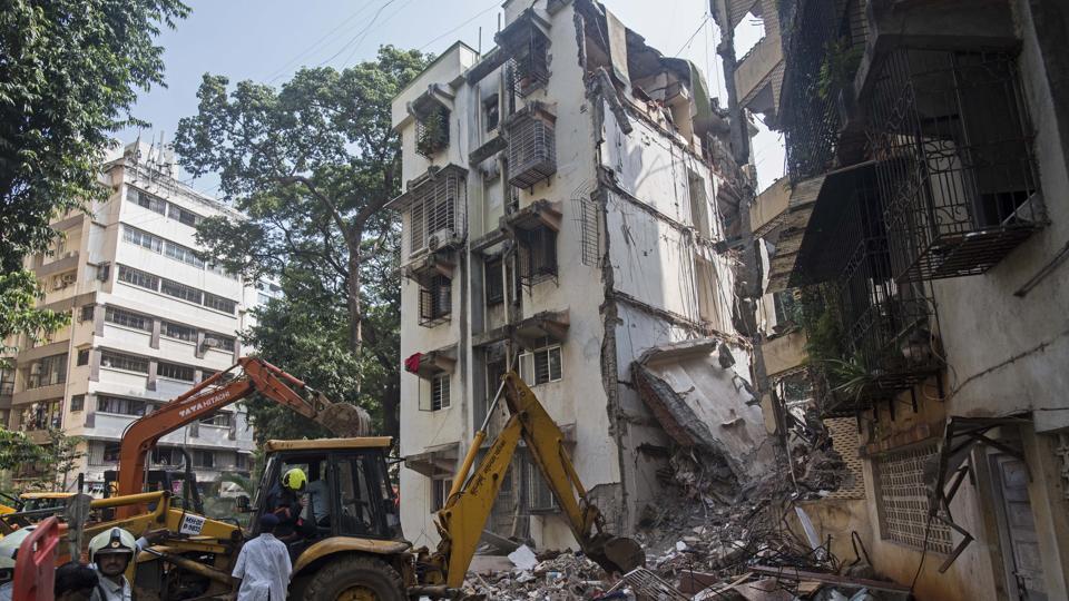 10-year-old rescued after building collapse in Mumbai, dies in hospital ...