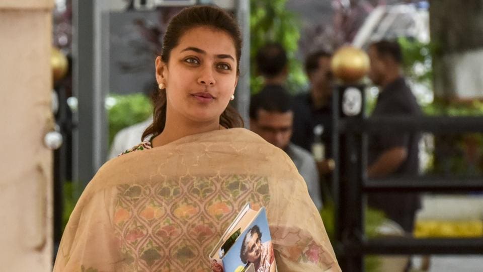 Assembly elections: Tough road ahead for Praniti Shinde as she seeks to ...