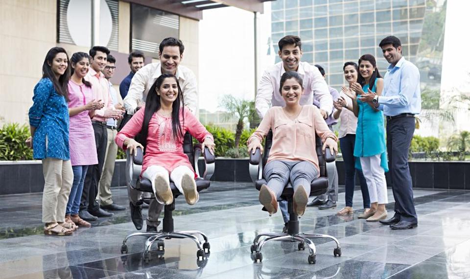 Work hard, play hard at new-age internships | Hindustan Times