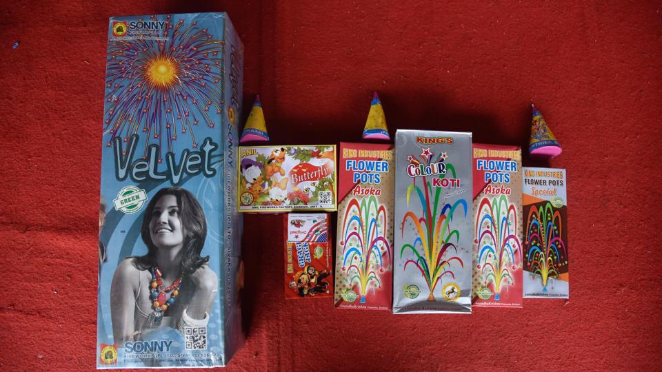 No Diwali boom for eco-friendly fireworks in Pune | Hindustan Times