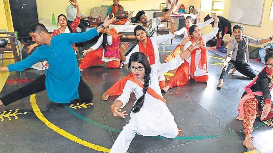 Making music while keeping pace with times - Hindustan Times