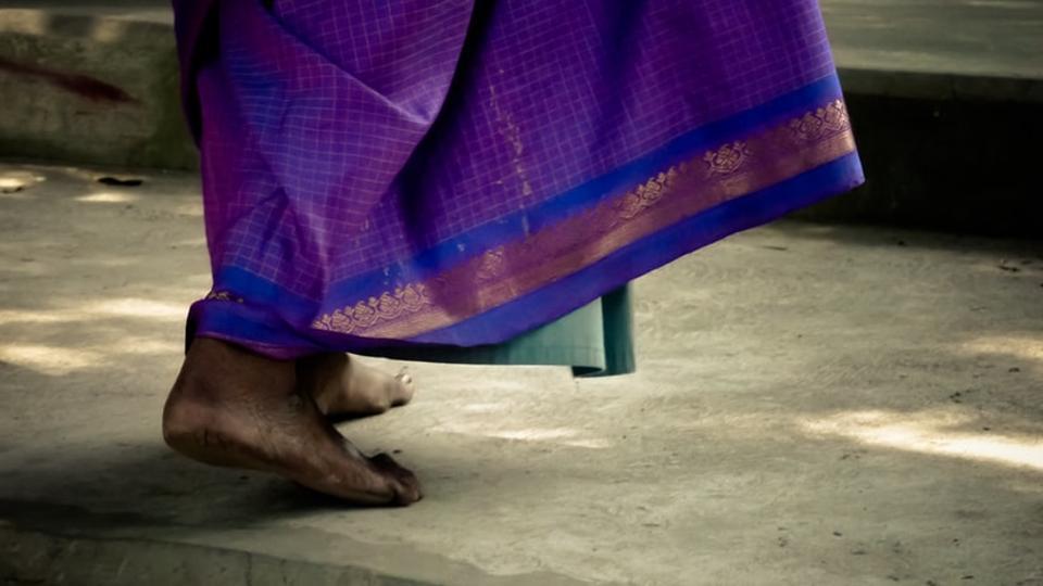 ‘Sari for Change’ project upcycles saris, helps fight poverty ...
