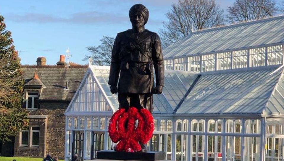 UK statue to honour Sikh soldiers unveiled | World News