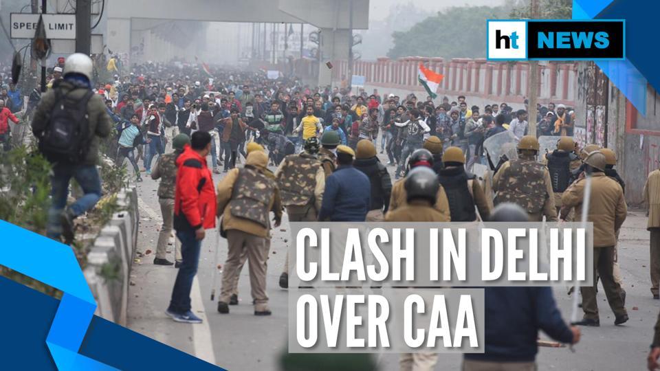 Citizenship Act: Clash between Delhi police & protesters in Seelampur ...