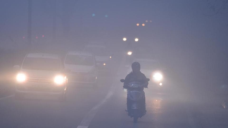 Cold, fog persist in Delhi; IMD says relief this week | Latest News ...