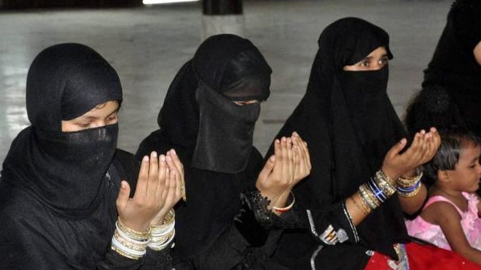 Ignore fatwa, Islamic texts permit entry of women to mosques: Muslim ...
