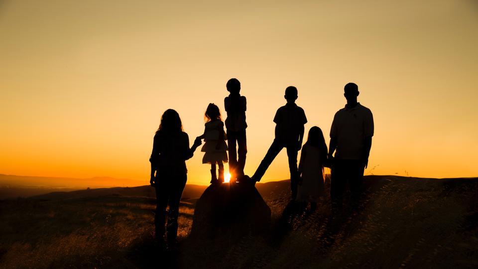 Six siblings reunite thanks to their foster mom | Trending - Hindustan ...