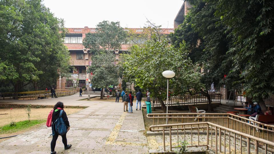 ‘JNU open for shelter’: JNUSU defies registrar’s warning | Latest News ...