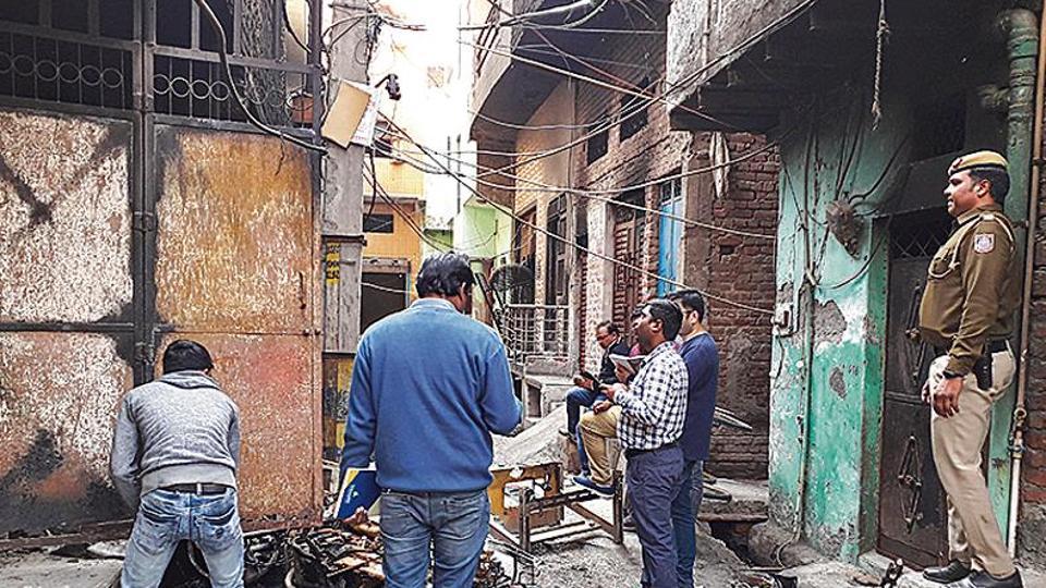 Delhi riots: Damage assessment officials sift through wreckage, ashes ...