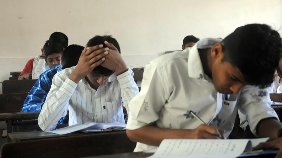 SSC exam day 1: Warm welcome for students at exam centres; one copy ...