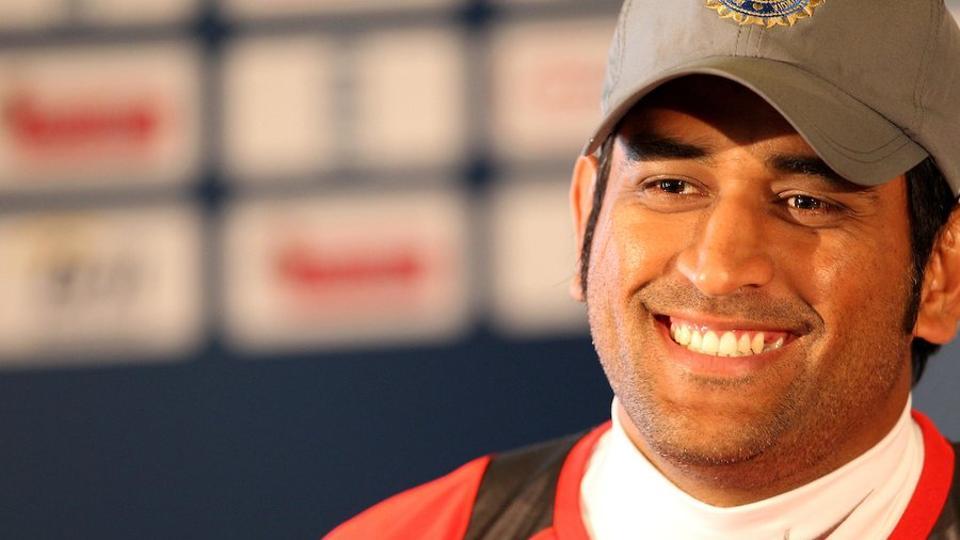 BCCI shares old Dhoni pic on Twitter, fans express desire to see MSD ...