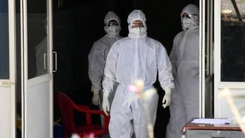 IAS officer jumps Covid-19 quarantine in Kerala, heads for Kanpur ...