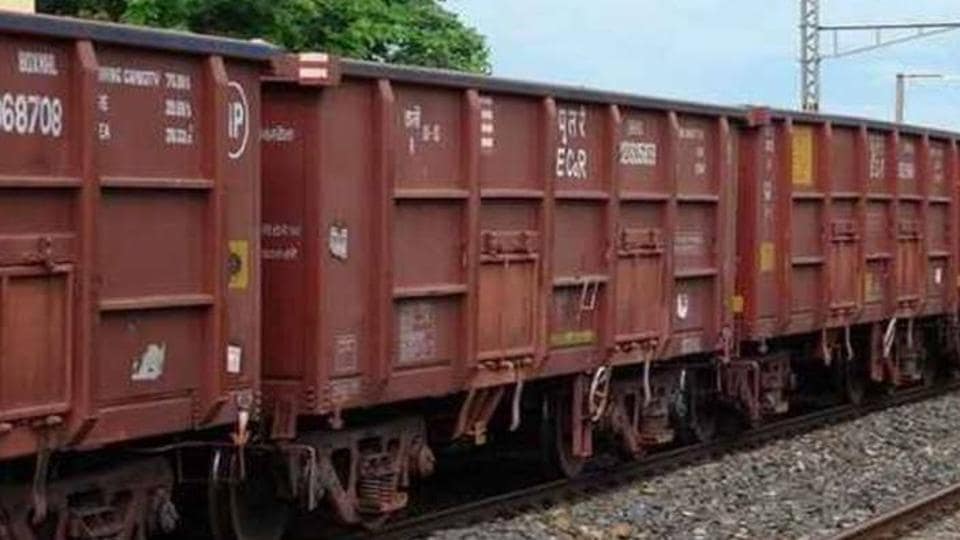 Parcel train service for essential goods launched in Agra | Hindustan Times