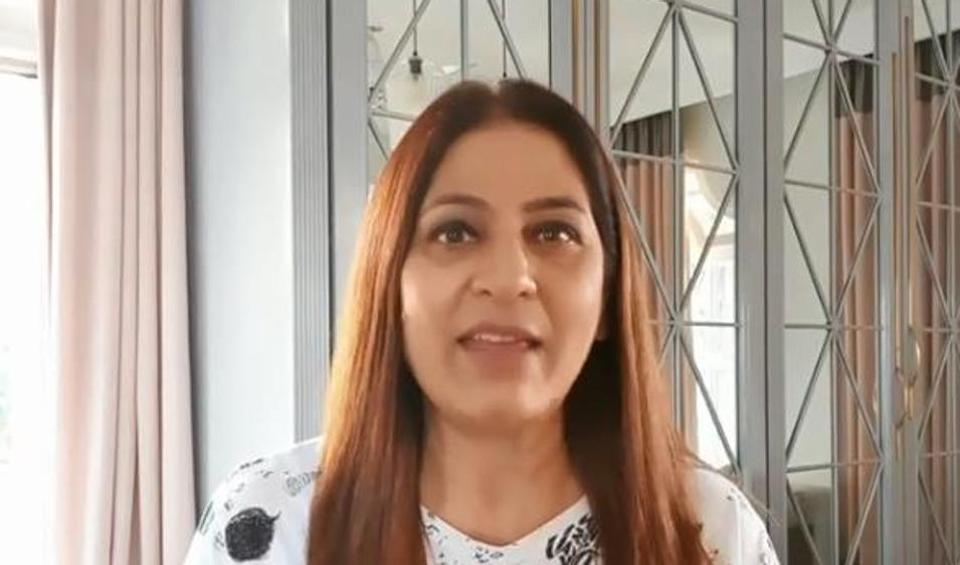 Archana Puran Singh is visited by a snake at her home during lockdown ...