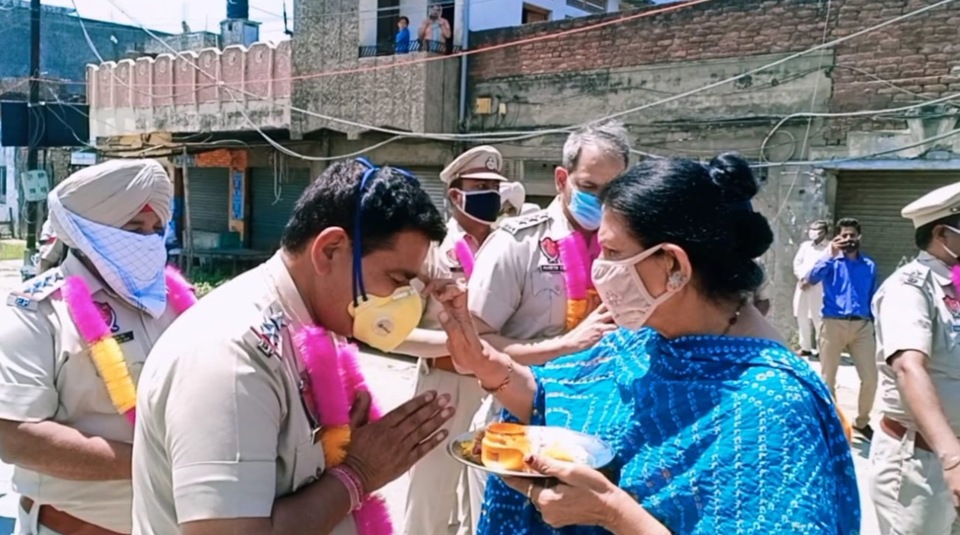 Review: Halla Bol – The Death and Life of Safdar Hashmi by Sudhanva ...