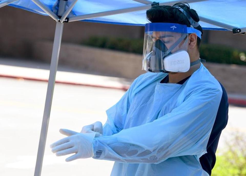 UPPCB relaxes norms for makers of PPE, oxygen cylinders | Hindustan Times