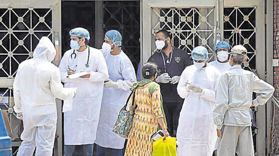 Home-isolation of mild cases to begin in Delhi this week | Latest News ...