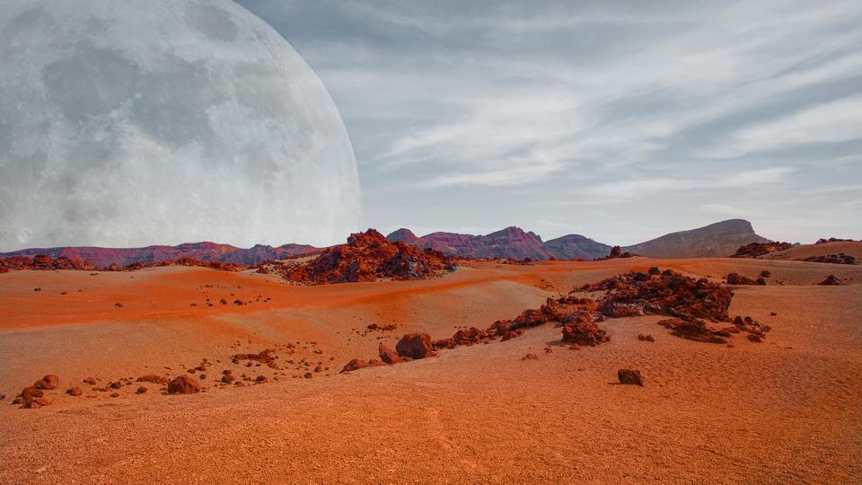 Lava-like mud flowing on Mars may be result of mud volcanoes: Study ...