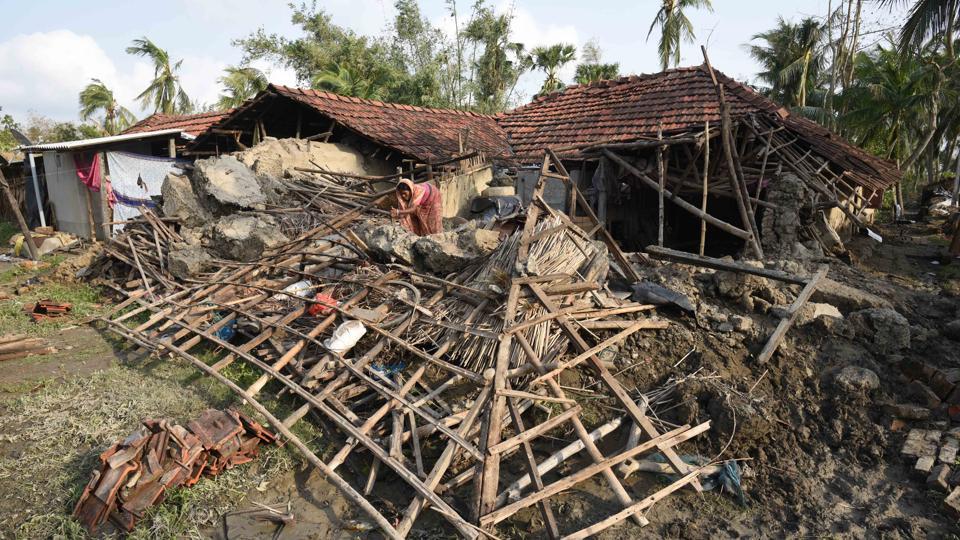 Photos | The Amphan effect: Devastation, despair in West Bengal ...