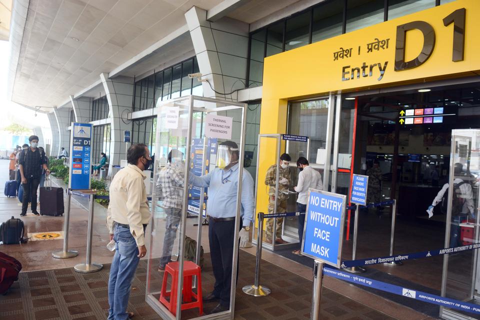 Pune airport handles 17 flights on first day of resumption - Hindustan ...