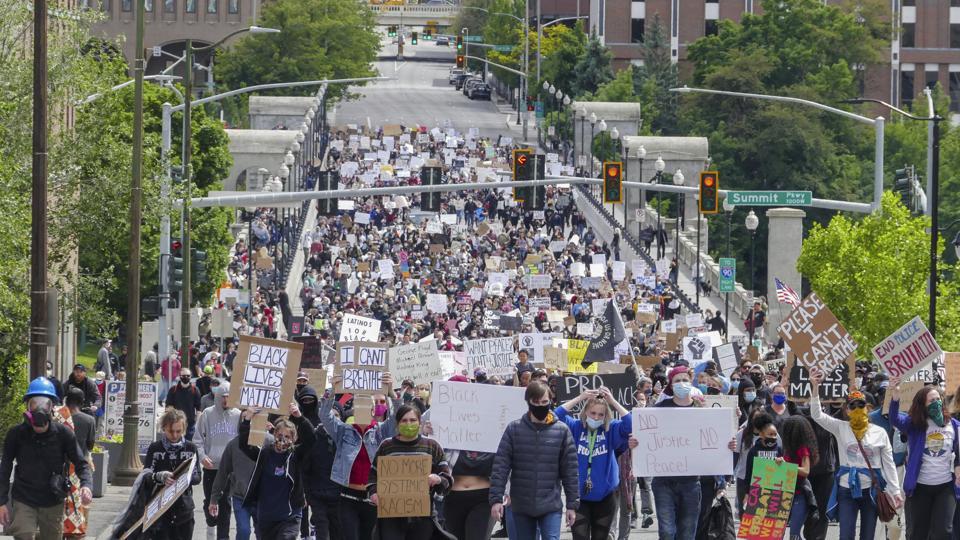 Washington under curfew after protests near White House: Mayor | World News